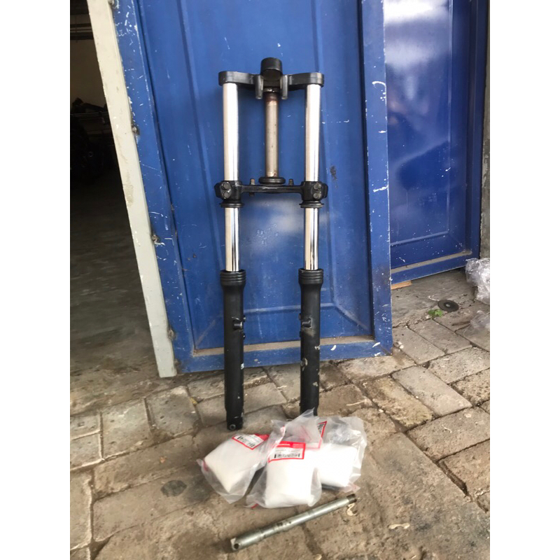 Jual shock ninja rr original pnp honda | Shopee Indonesia