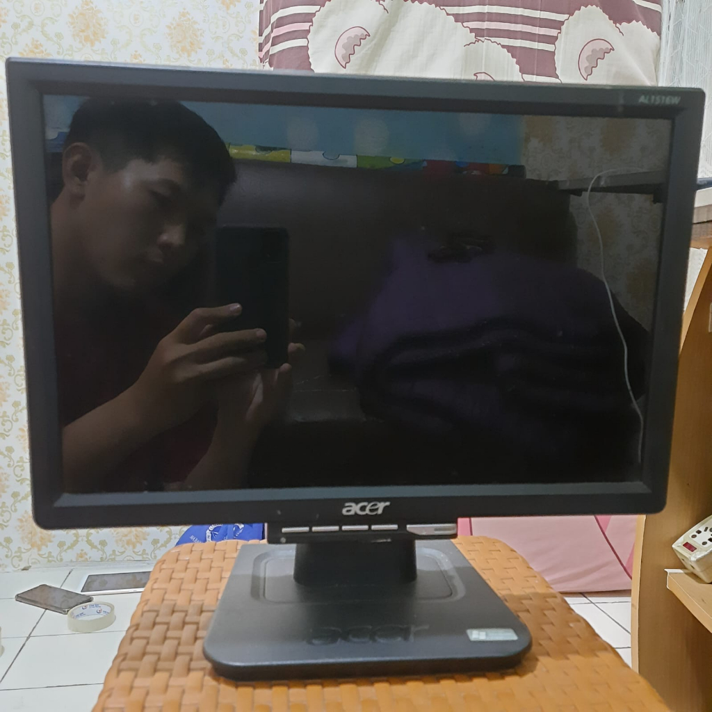 Jual Monitor acer 15 inch second cocok untuk kerja atau warnet | Shopee ...