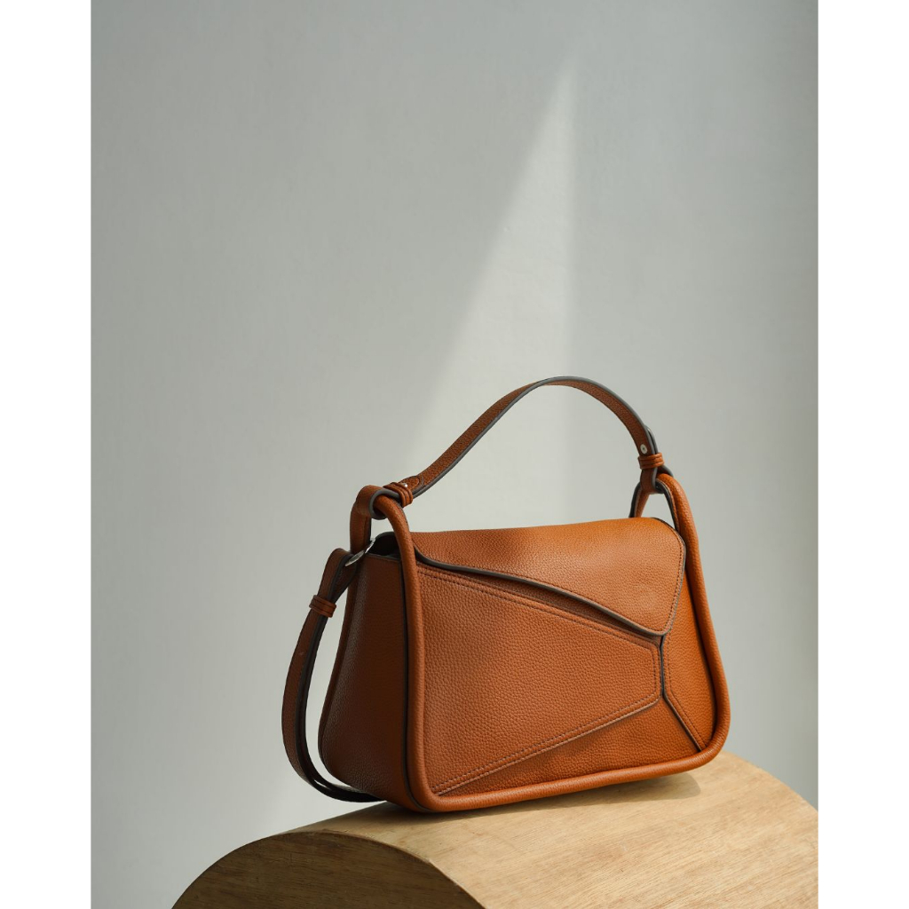 Jual KAMĪ x Attera - Medium Lou Bag - Tas Wanita | Shopee Indonesia