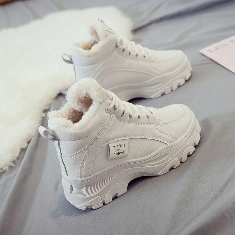 Jual Sepatu Boots Wanita Hitam Fashion Terbaru Keren B024 Boot Sport ...