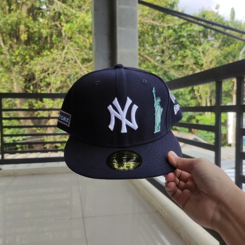 Jual Topi MLB NEW YORK YANKEES CITY TRANSIT NEW ERA 59FIFTY | Shopee ...