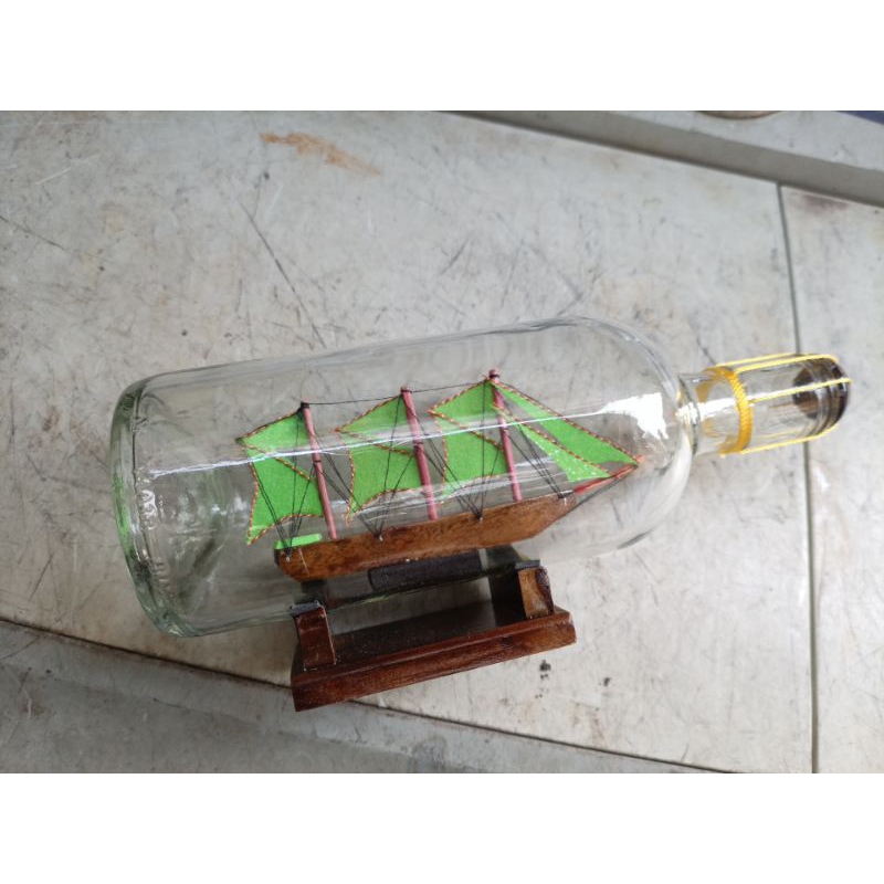 Jual miniatur mini atur perahu diecast kapal dalam botol pajangan ...