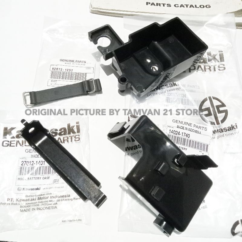 Jual TEMPAT AKI SET NINJA R SS ORIGINAL KAWASAKI GENUINE PARTS | Shopee ...