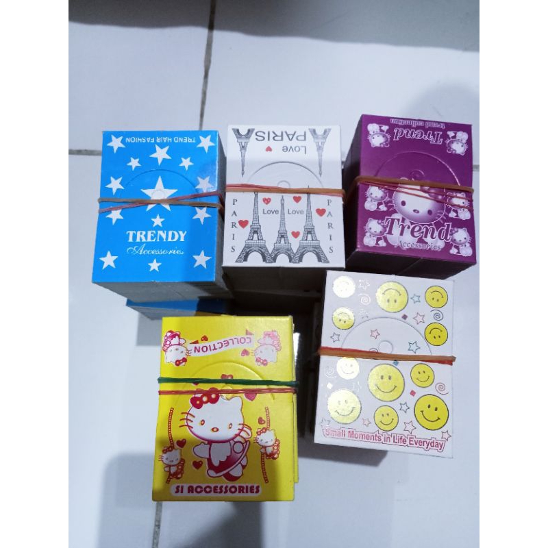 Jual LABEL HANGTAG { MOTIF RANDOM } ISI50 LEMBAR | Shopee Indonesia