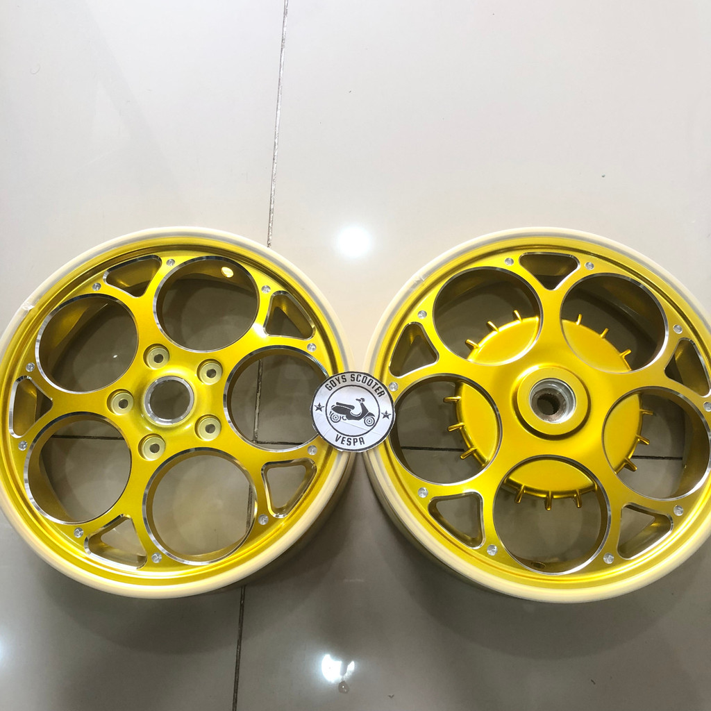 Jual Velg W125 Model Marus Gold Front & Rear Vespa Sprint Primavera ...