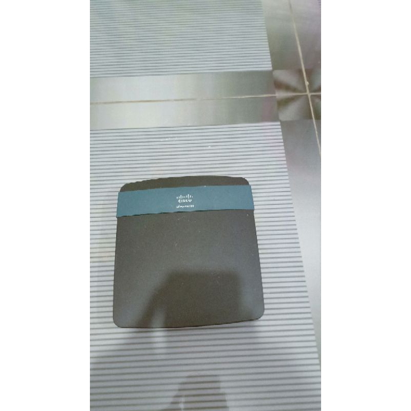 Jual CISCO LINKSYS EA2700 Smart Router Wifi Dual Band N Gigabit Router ...