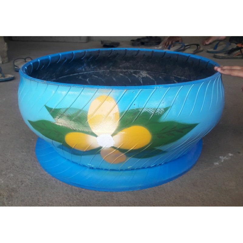 Jual pot bunga dari ban tanggung 1 ban motor | Shopee Indonesia