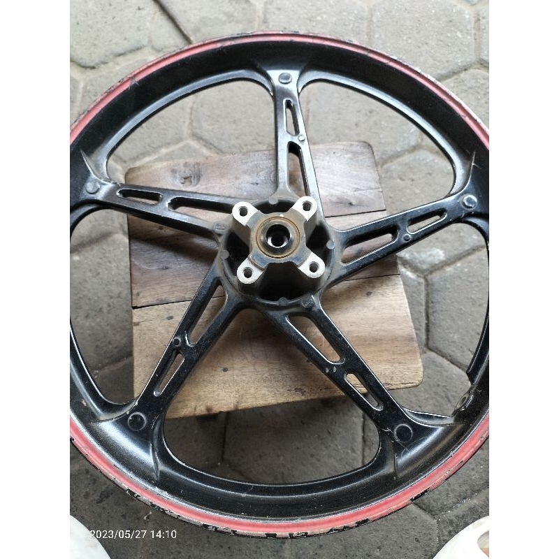 Jual velg jupiter depan original velg Jupiter z pelah Jupiter z pelah ...