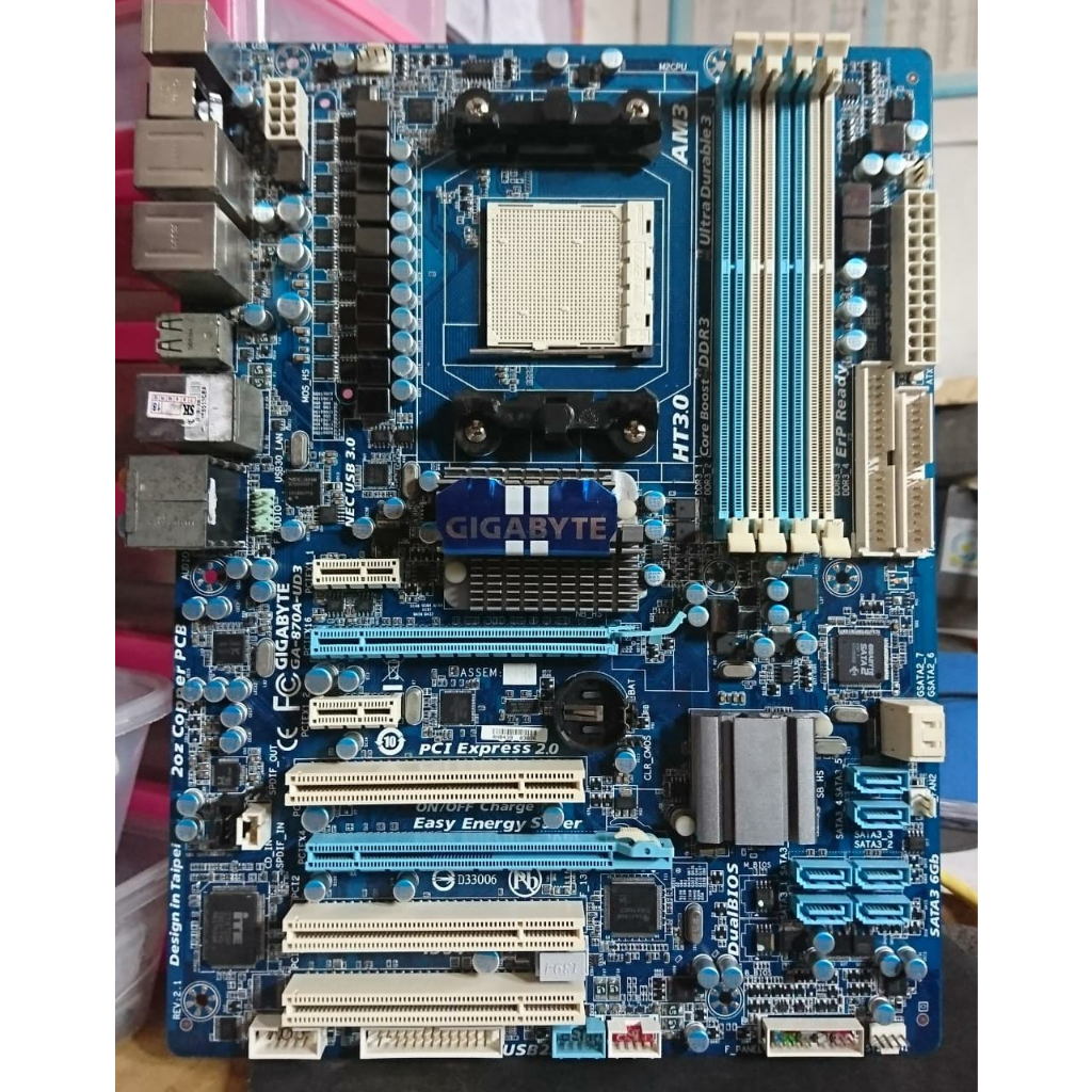 Jual MOTHERBOARD GIGABYTE GA-870A-UD3 soket AM3 | Shopee Indonesia