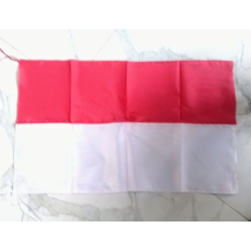Jual BENDERA MERAH PUTIH SATIN 50x85cm 65x110cm | Shopee Indonesia