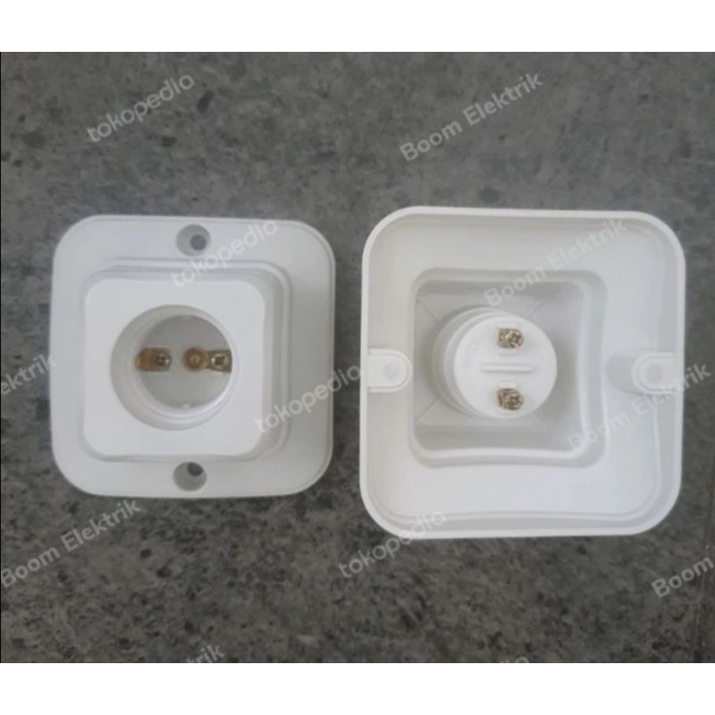 Jual Fitting Plafon Tempel Oval Putih E27 Hensonic | Shopee Indonesia