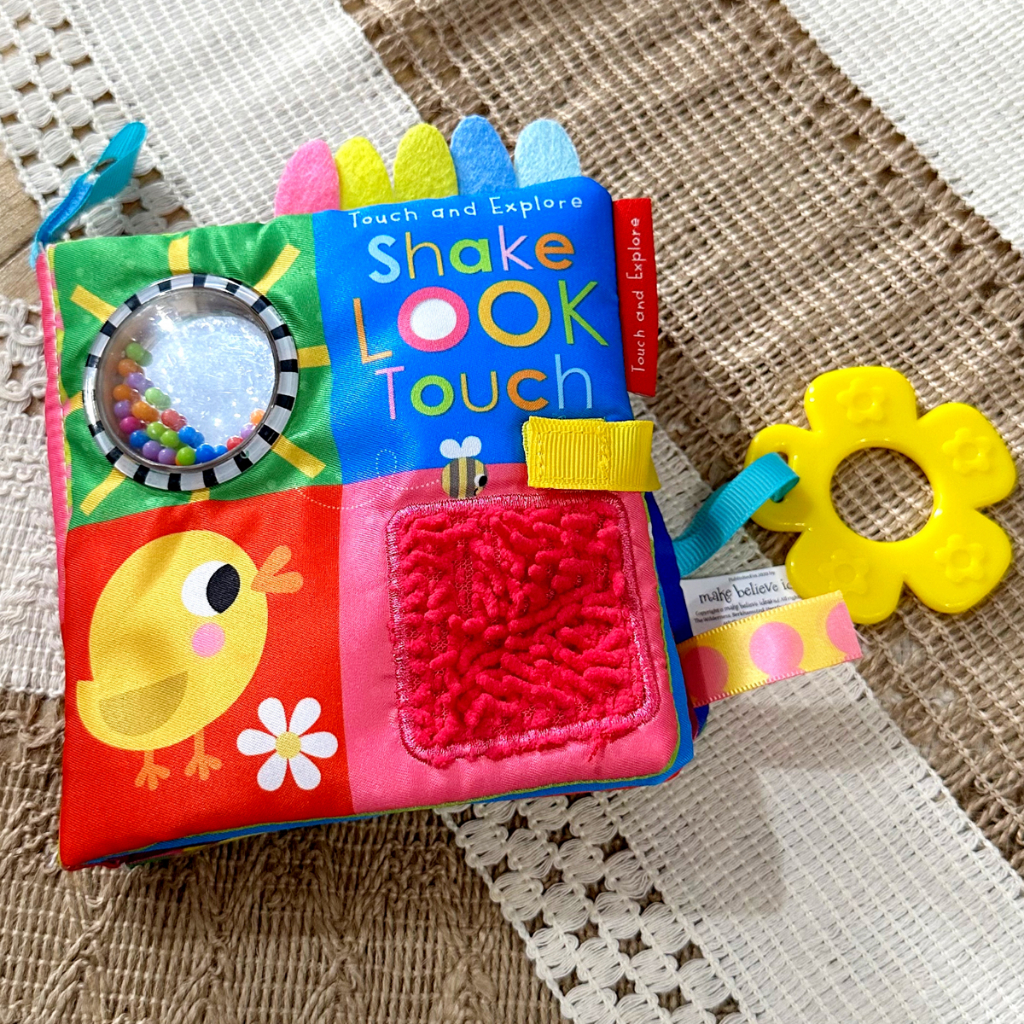 Jual [Make Believe] Shake Look Touch Cloth Book (buku kain) with rattle ...