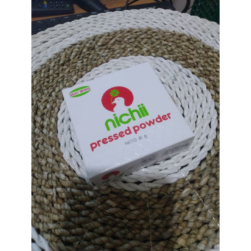 Jual Nichii Powder Pressed Bedak Padat Baby Powder 40gr | Shopee Indonesia