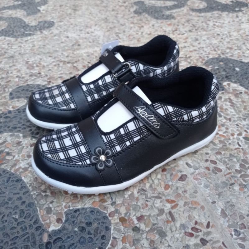 Jual Sepatu Anak Perempuan | Sepatu Anak Sekolah Cewek | Sepatu Anak TK ...