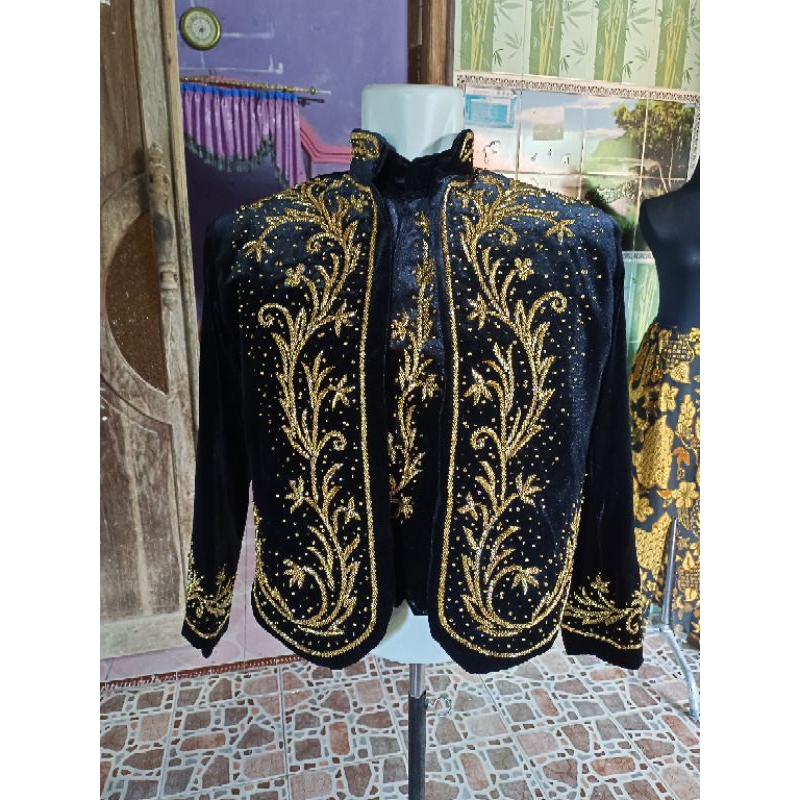 Jual Beskap bludru pengantin/beskap bludru jawa | Shopee Indonesia