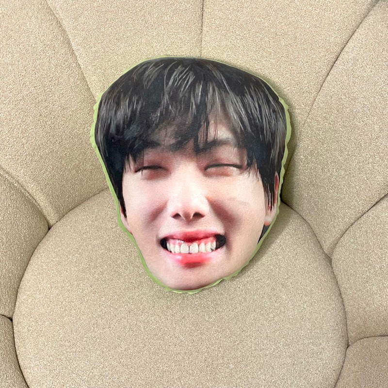 Jual NOTTE - Bantal Muka Custom Kpop Foto Kepala Muka Sendiri | Bantal ...