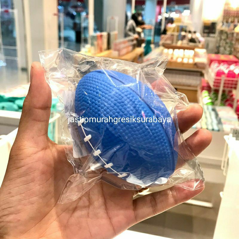 Jual STRESS BALL MINISO RUGBY BALL MINISO MAINAN MINISO | Shopee Indonesia