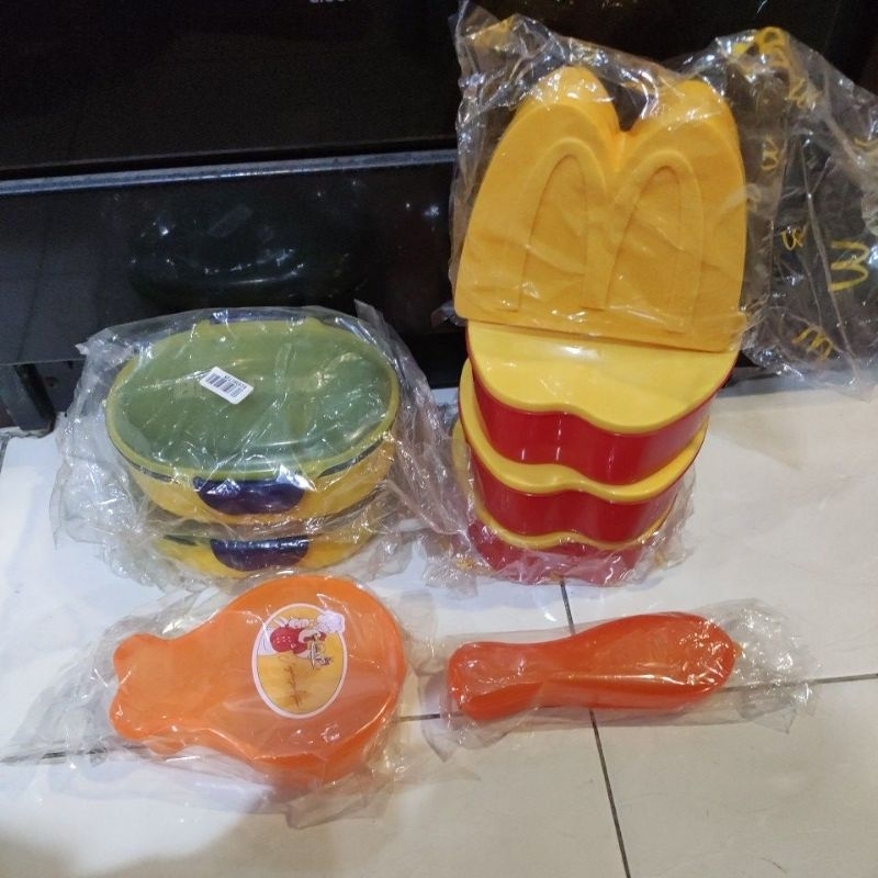 Jual Paket Kotak Makan Mcd, KFC dan Blue Band | Shopee Indonesia