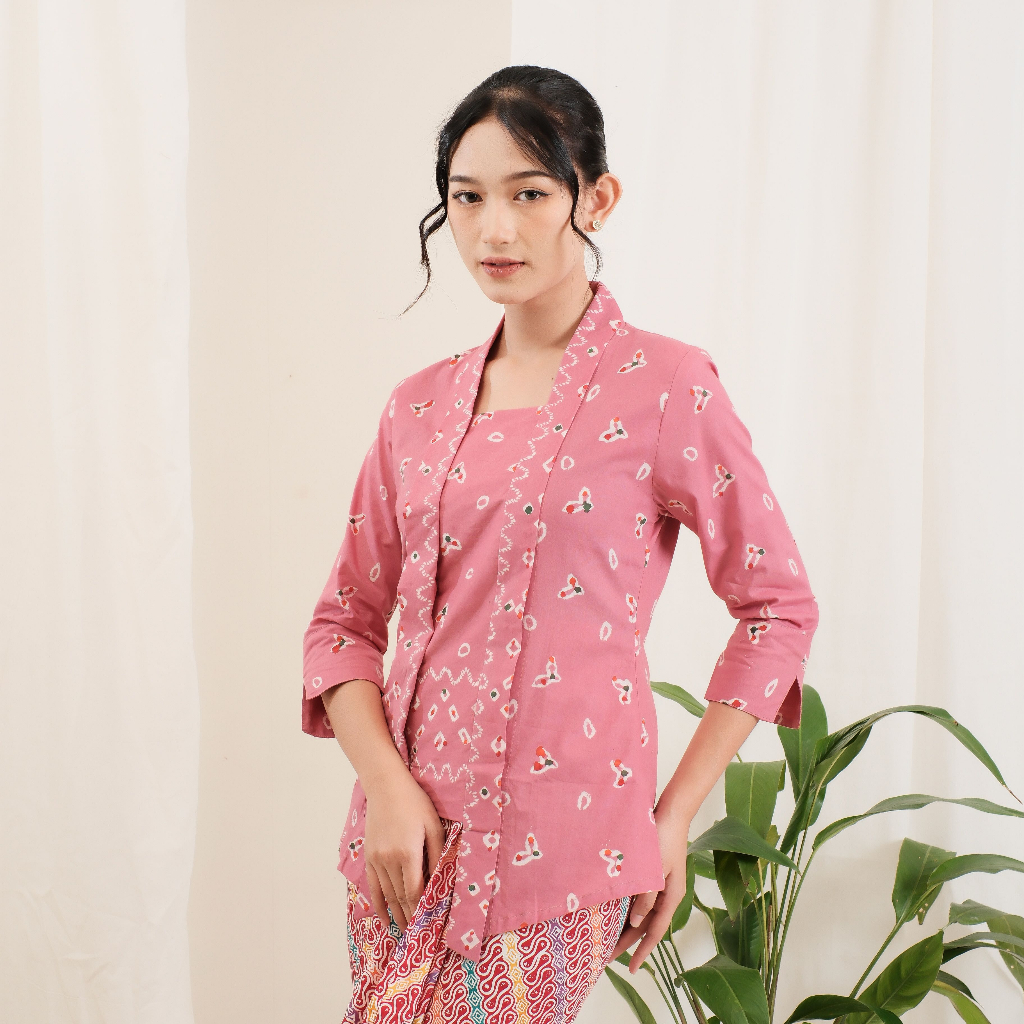 Jual Kebaya Kutu Baru Modern Batik Cap Jumputan By Khalisa Batik- Kinasih Pink | Shopee Indonesia