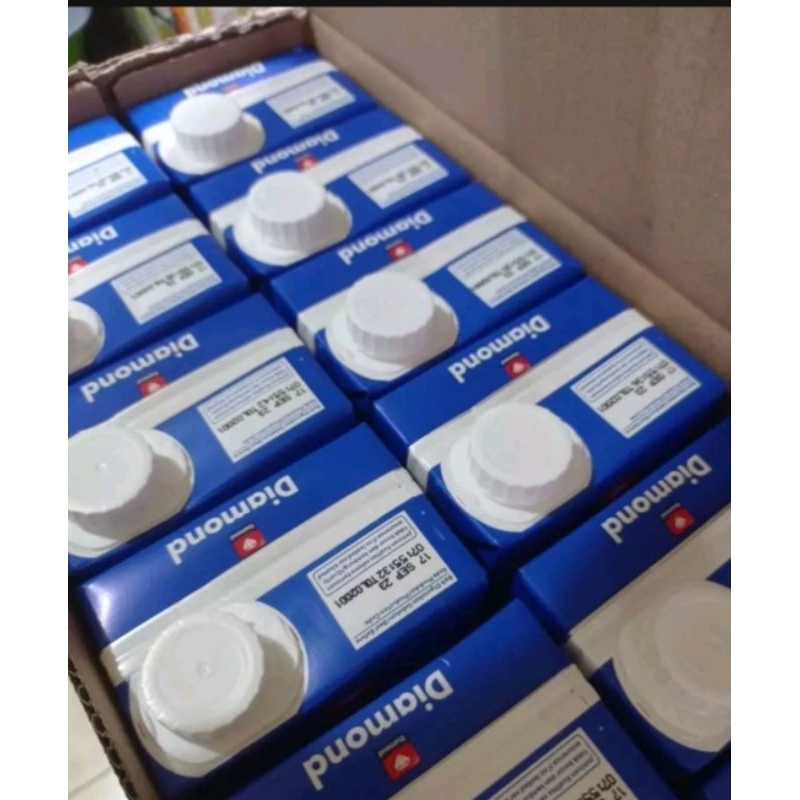 Jual Susu UHT Diamond Plain Full Cream 1 Liter (1 karton/dus) | Shopee Indonesia