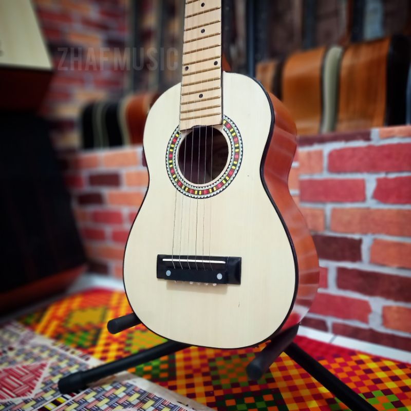 Jual Gitarlele Gitar Kecil Senar 6 (Free Pik Gitar) | Shopee Indonesia