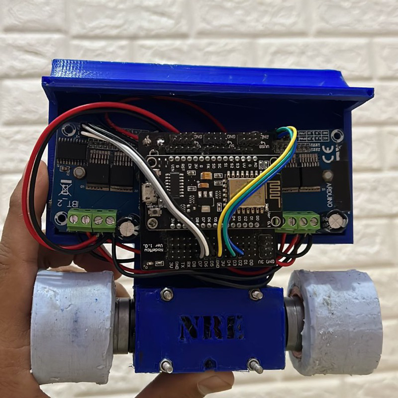 Jual Robot Sumo RC Wireless Controller 1kg with Metal Blade TURBO ...