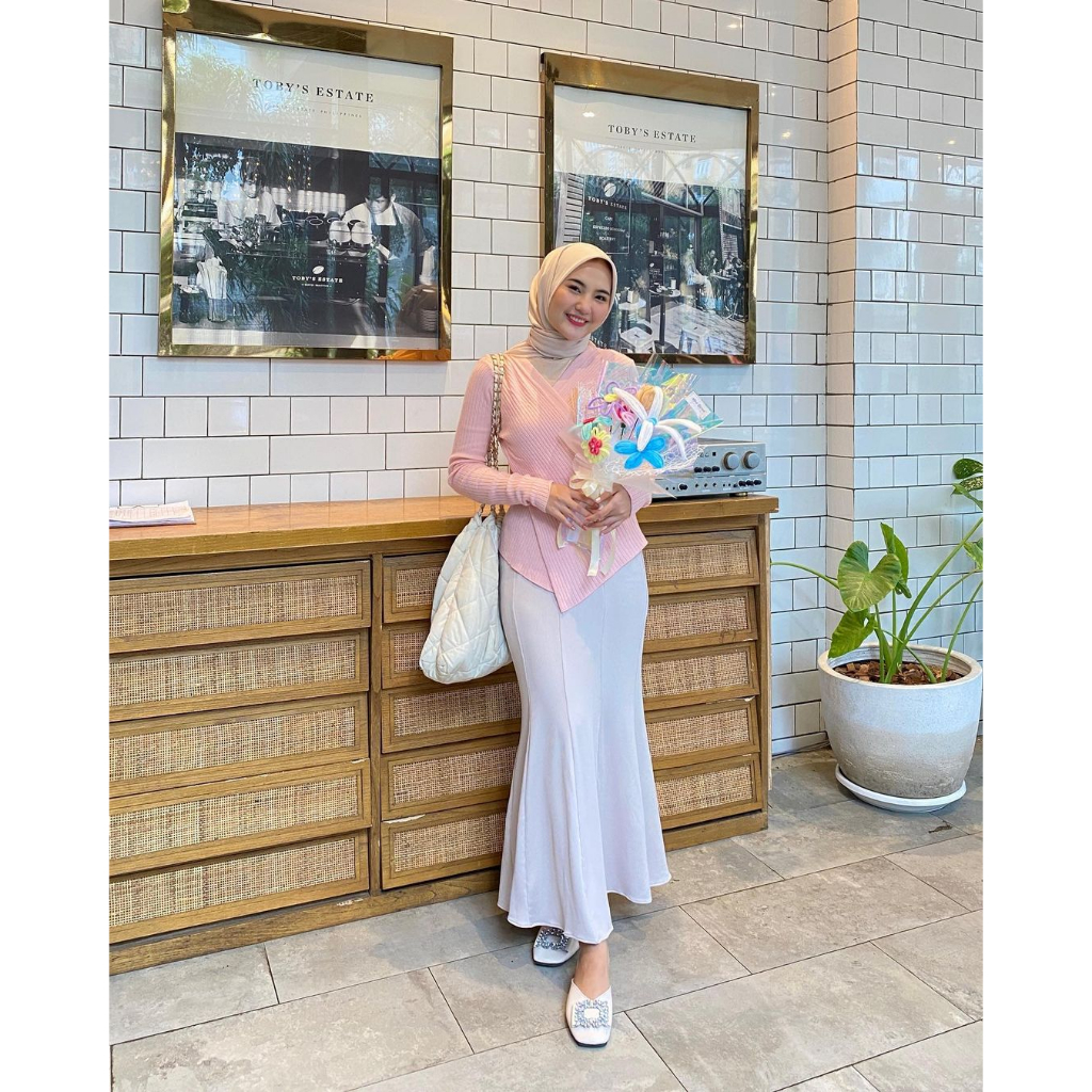 Jual Zeera Midi Skirt / Rok Mermaid knit / Rok korean style by nazzara ...