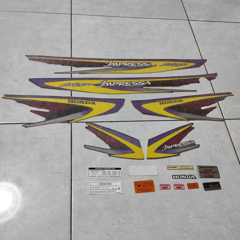 Jual Stiker stripping striping decal graphic Honda Astrea black ...