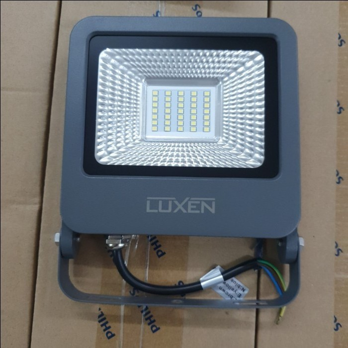 Jual Luxen Lampu Sorot LED Outdoor 10 Watt IP65 (FL10SLMCDL/WW ...