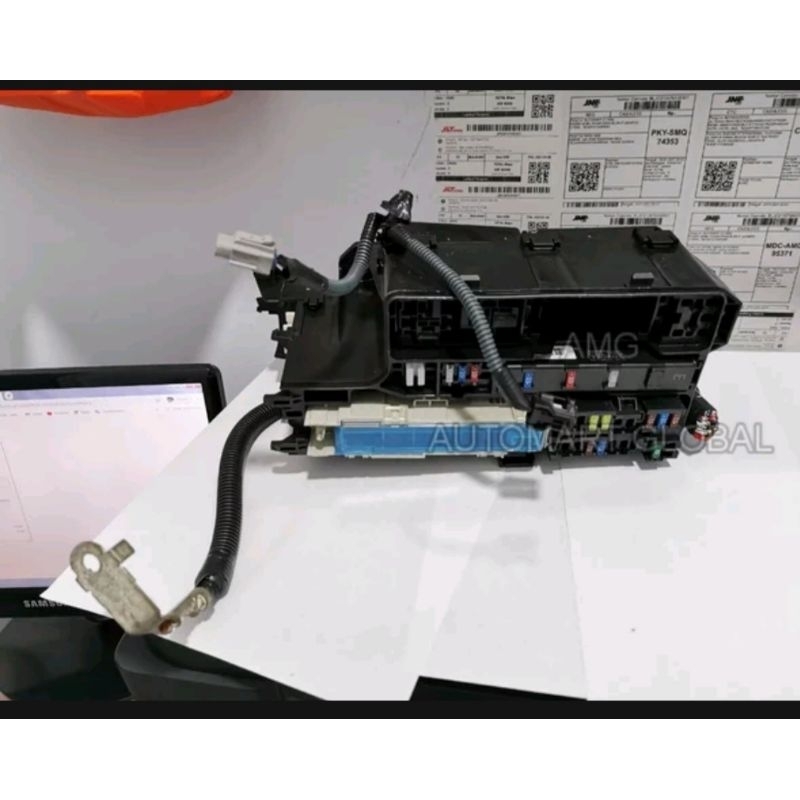 Jual fuse box sekring komplit Innova Hilux Fortuner original | Shopee ...