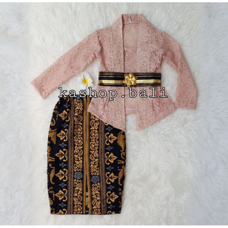 Jual SET KEBAYA ANAK WARNA CREAM SKIN(MOTIF RAMBAT HITAM GOLD) | Shopee ...
