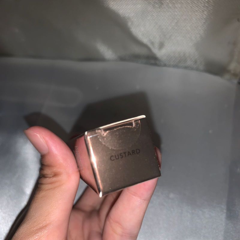 Jual [NEW] ESQA Flawless Liquid Concealer Shade Custard 15gr | Shopee ...