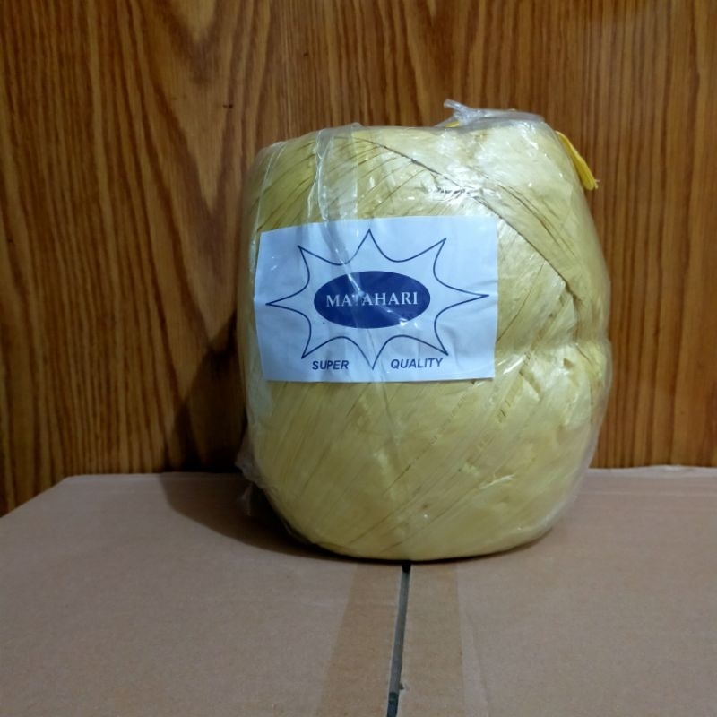 Jual tali rafia putih merah hijau biru kuning tali plastik pengikat ...