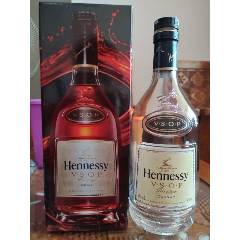 Jual Botol HIAS PAJANGAN BEKAS MINUMAN KERAS MIRAS HENNESSY VSOP + DUS BOX lengkap kondisi bagus ...