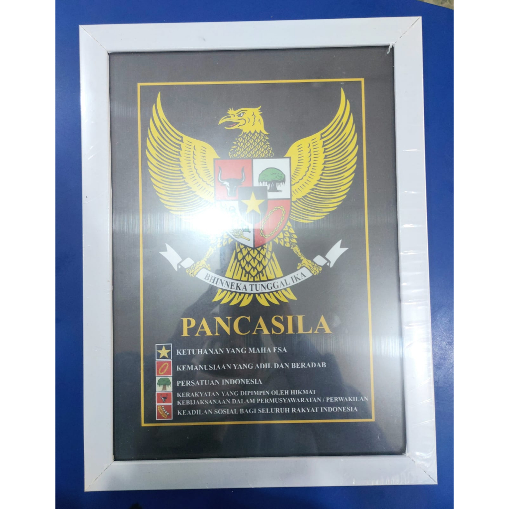 Jual Bingkai poster 25x35 cm ( Bisa sertifikat/ijazah) | Shopee Indonesia