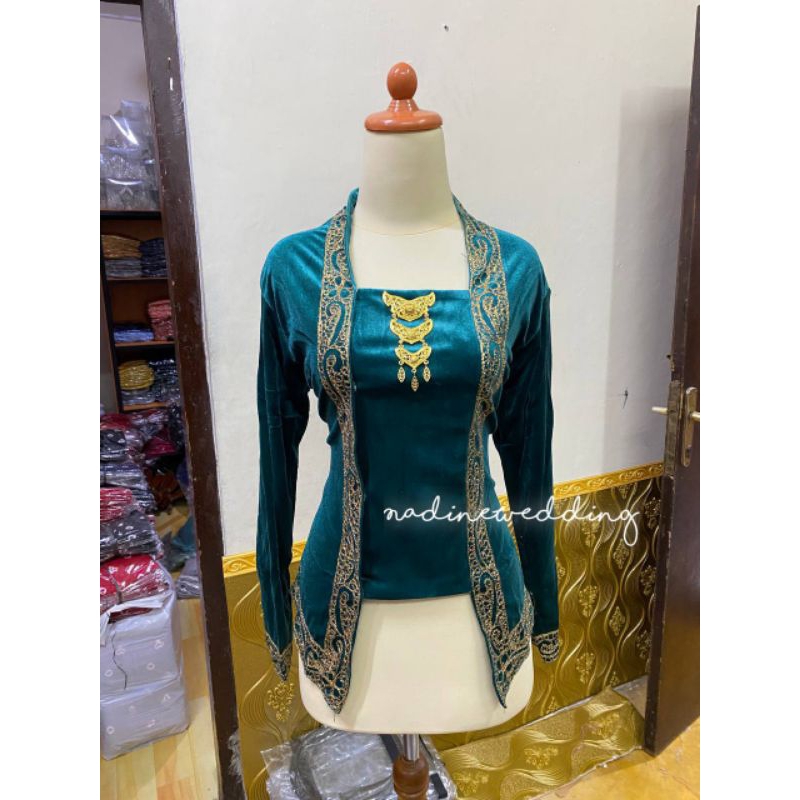 Jual Kebaya Kutubaru - Bordir Bella, Warna Hijau Botol / Bludru Premium ...