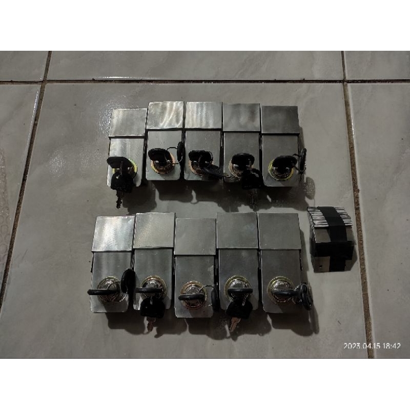 Jual kunci box Pannier 1 set (2pcs) & kunci Quick release 1 set (2pcs ...