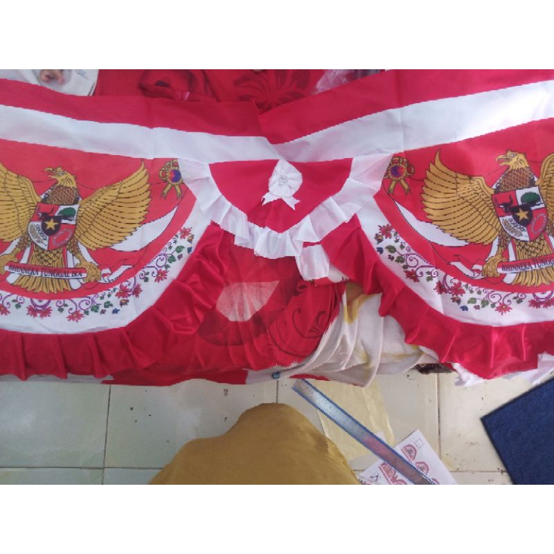 Jual Umbul - umbul bendera Gelombang resplang merah putih 5 meter 5 gelombang | Shopee Indonesia