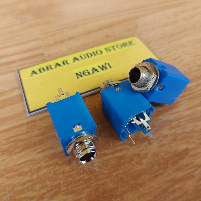 Jual Soket Akai Stereo / Soket TOA Stereo Kotak Biru 3 pin tembaga ...
