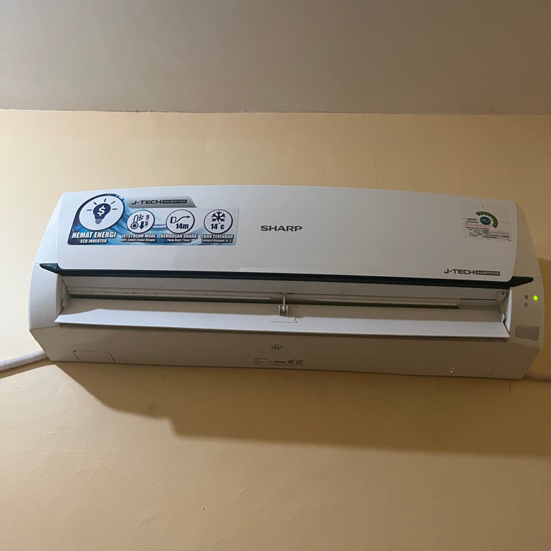 Jual AC SHARP INVERTER 1/2PK | Shopee Indonesia