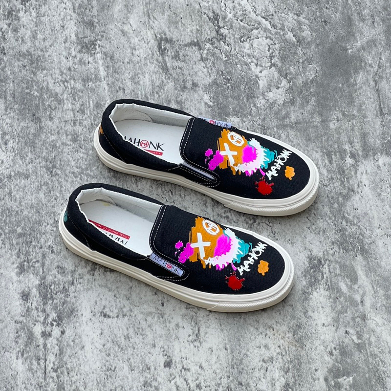 Jual SEPATU MAHONK - Slip On MH XO Cream Original Pruduk Lokal Made In ...
