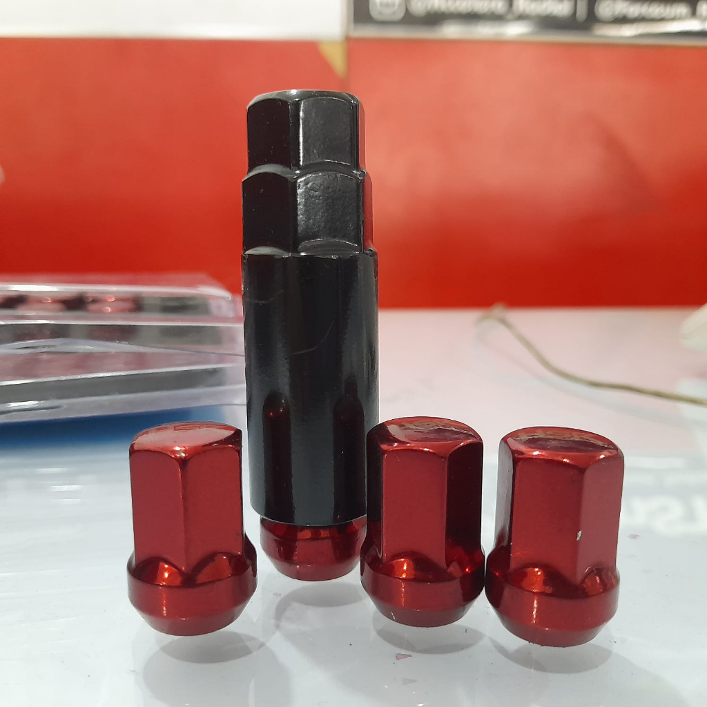 Jual Baut Roda Mobil Variasi Merah Ukuran drat 1,5 dan 1,25 Mur Racing ...