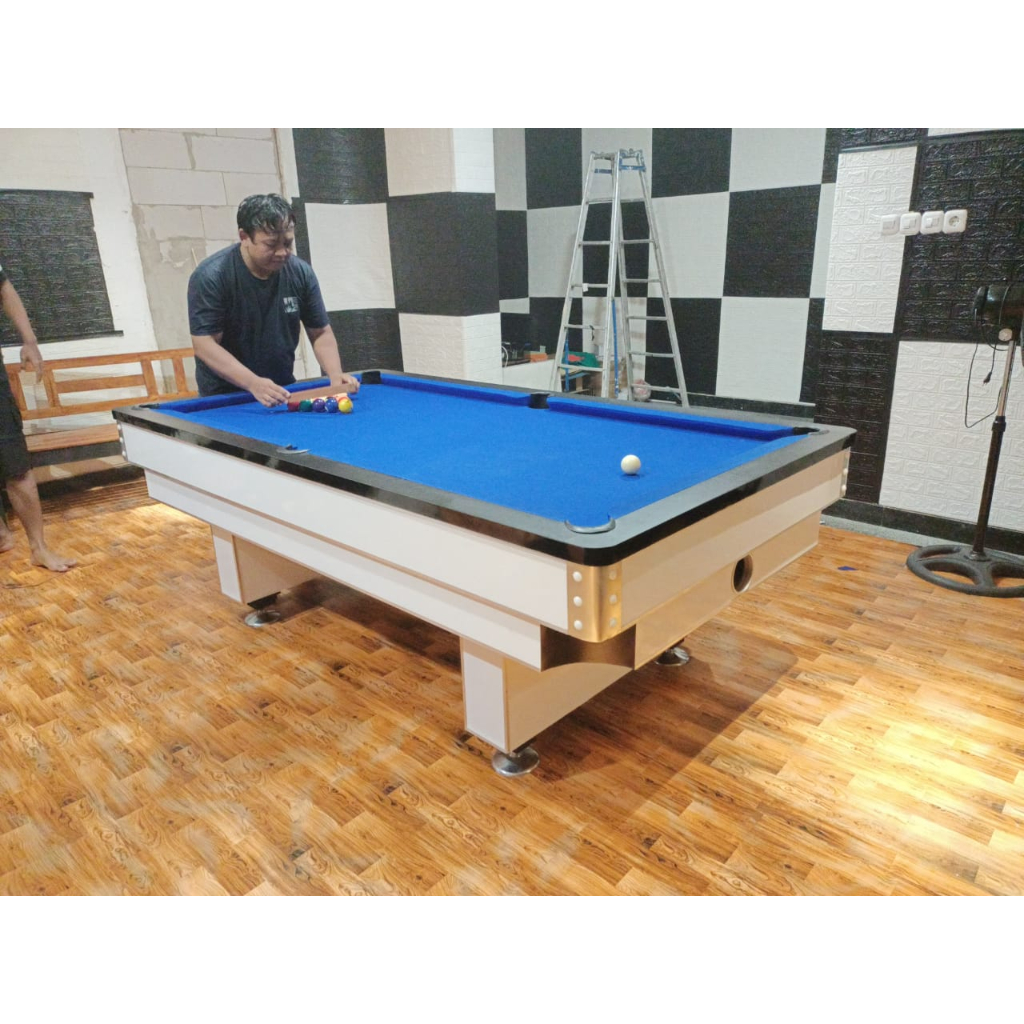 Jual Meja Billiard Ukuran 7 feet Bola Sedang include penutup meja ...