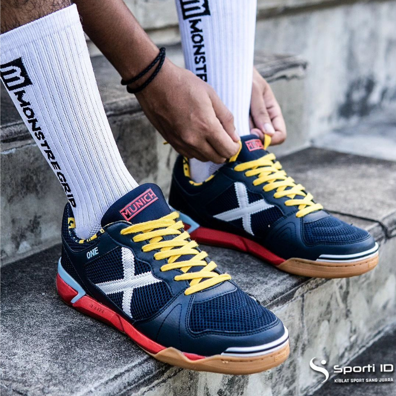 Jual Sepatu Futsal X Munich One Indoor 55 - Black White 3071055 ...