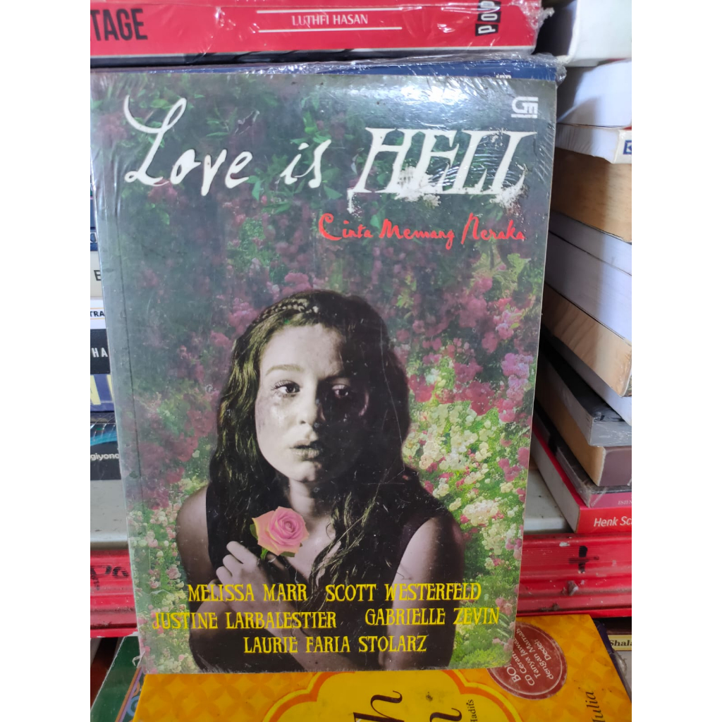 Jual BUKU LOVE IS HELL (CINTA MEMANG NERAKA) | Shopee Indonesia
