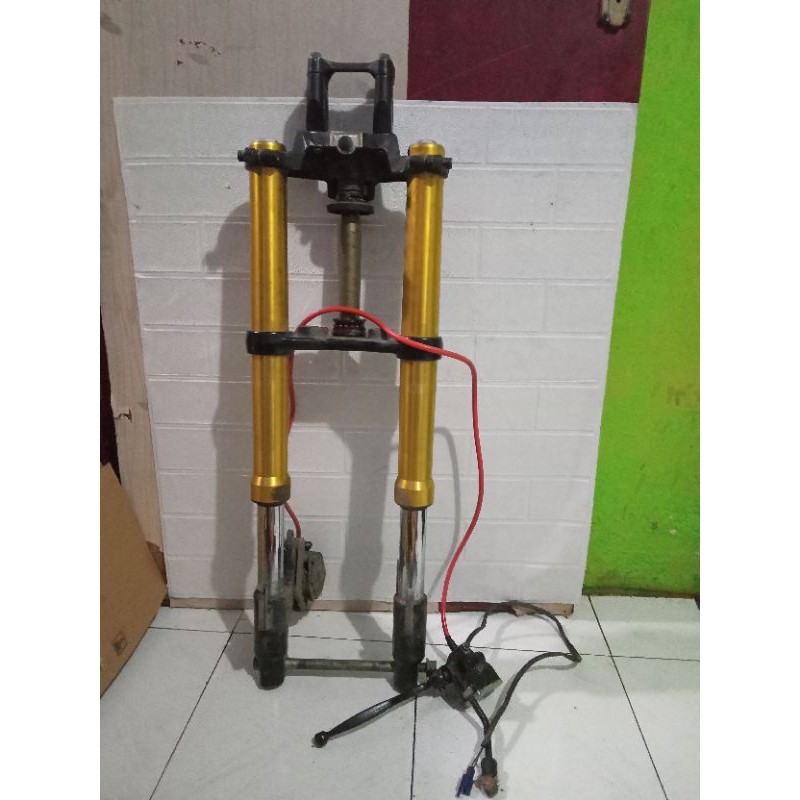 Jual USD / Upside-down / Shock Depan Xabre MT15 Original Copotan | Shopee Indonesia
