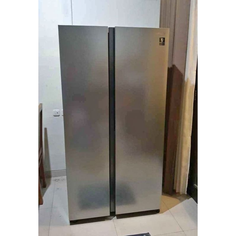 Jual kulkas jumbo side by side sharp like new | Shopee Indonesia