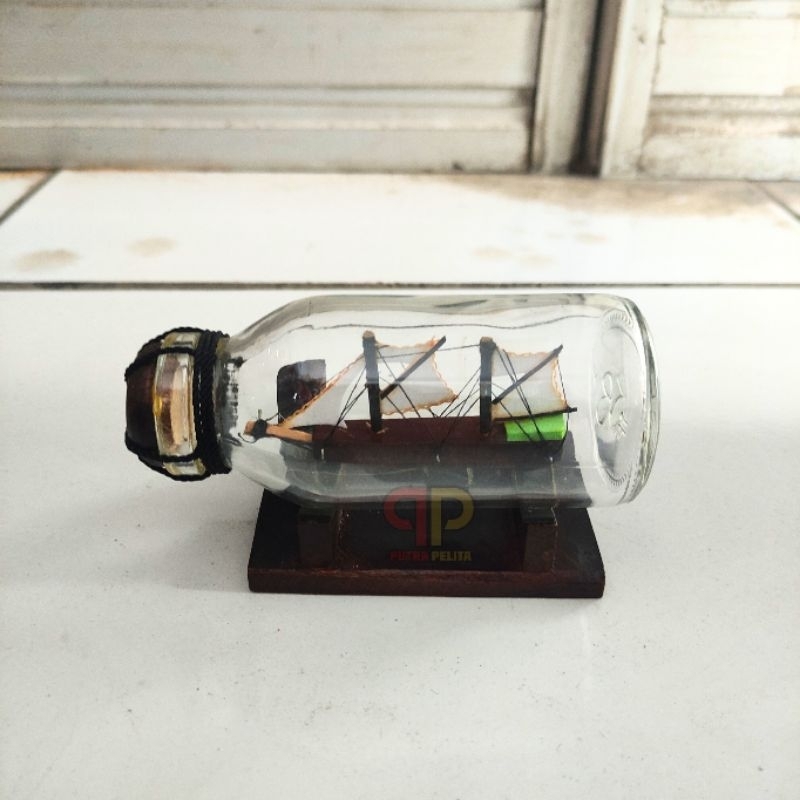 Jual MINIATUR KAPAL DALAM BOTOL KECIL / TEMPAT PENYIMPANAN PENSIL ...