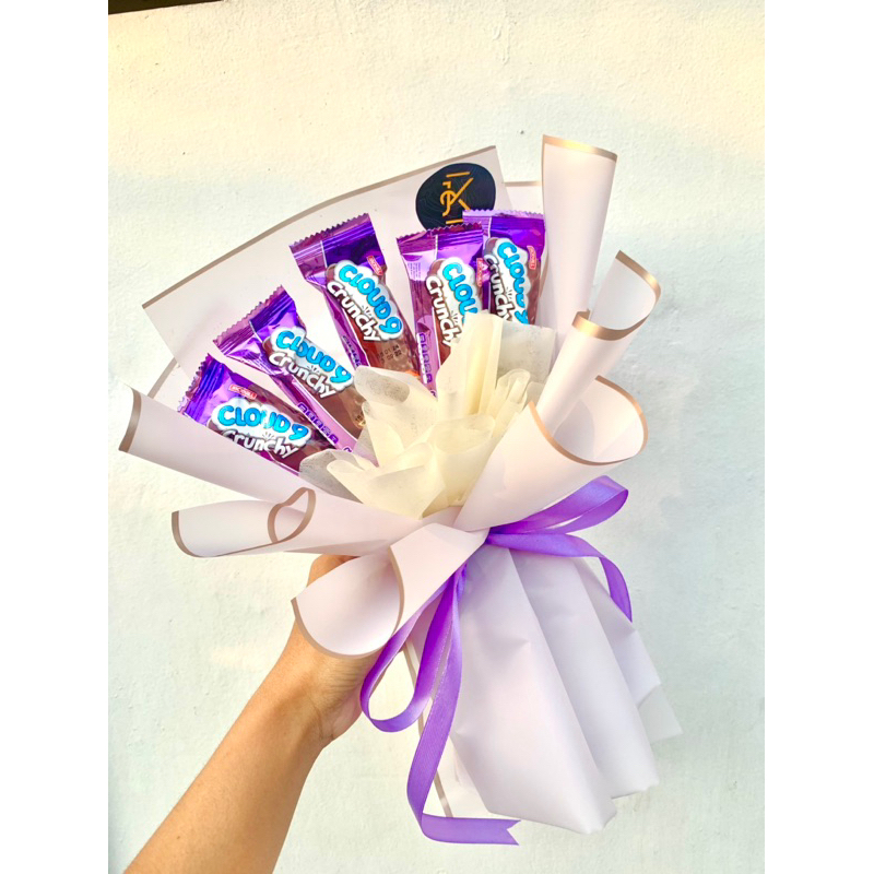 Jual Buket Snack free packing free kartu ucapan bouquet makanan bucket ...