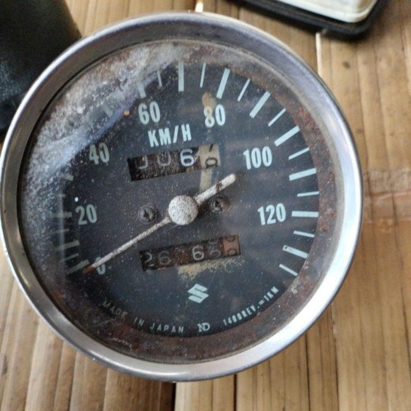 Jual speedometer suzuki gt100 original bahan servisan | Shopee Indonesia